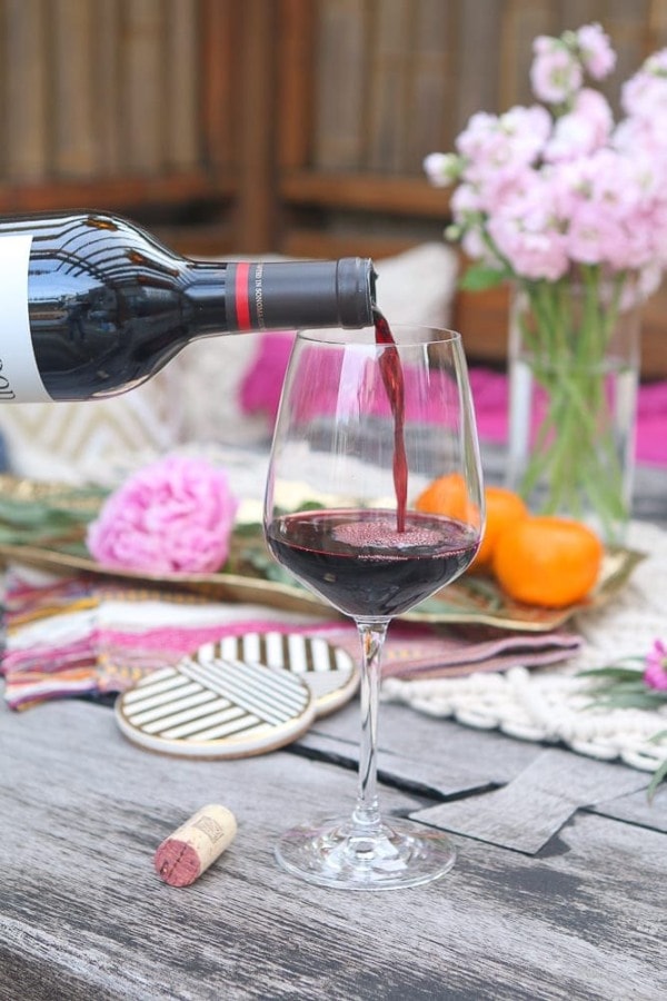 Tips to Host an Outdoor Moroccan Wine Night in your Backyard