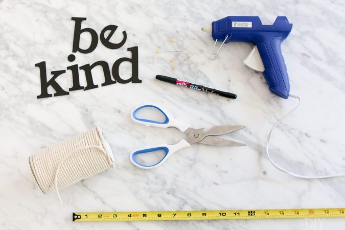 How to Make a DIY Wall Pennant for Dorm Room Decor | DIY Playbook