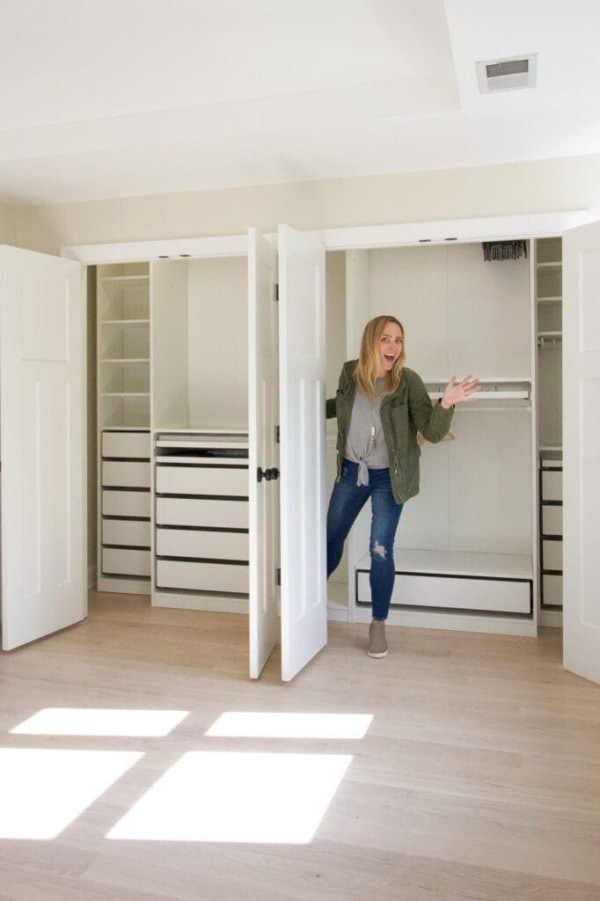 How to Mount a Dyson Vacuum in your Closet | The DIY Playbook