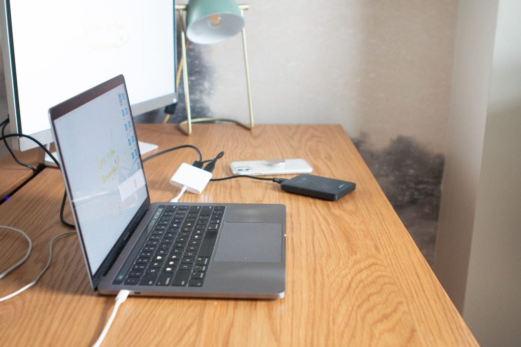 How To Organize And Back Up Digital Photos and Videos