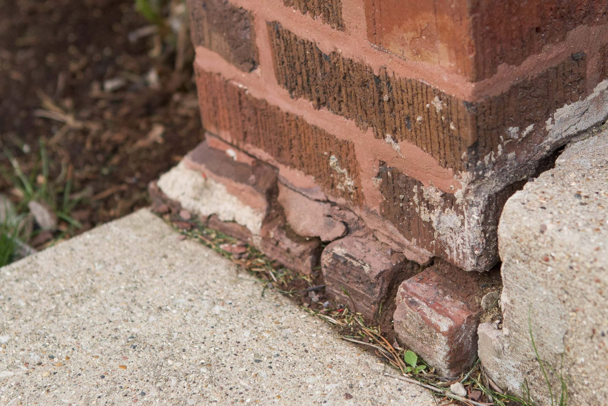 Hiring a Mason to Fix Crumbling Brick | The DIY Playbook