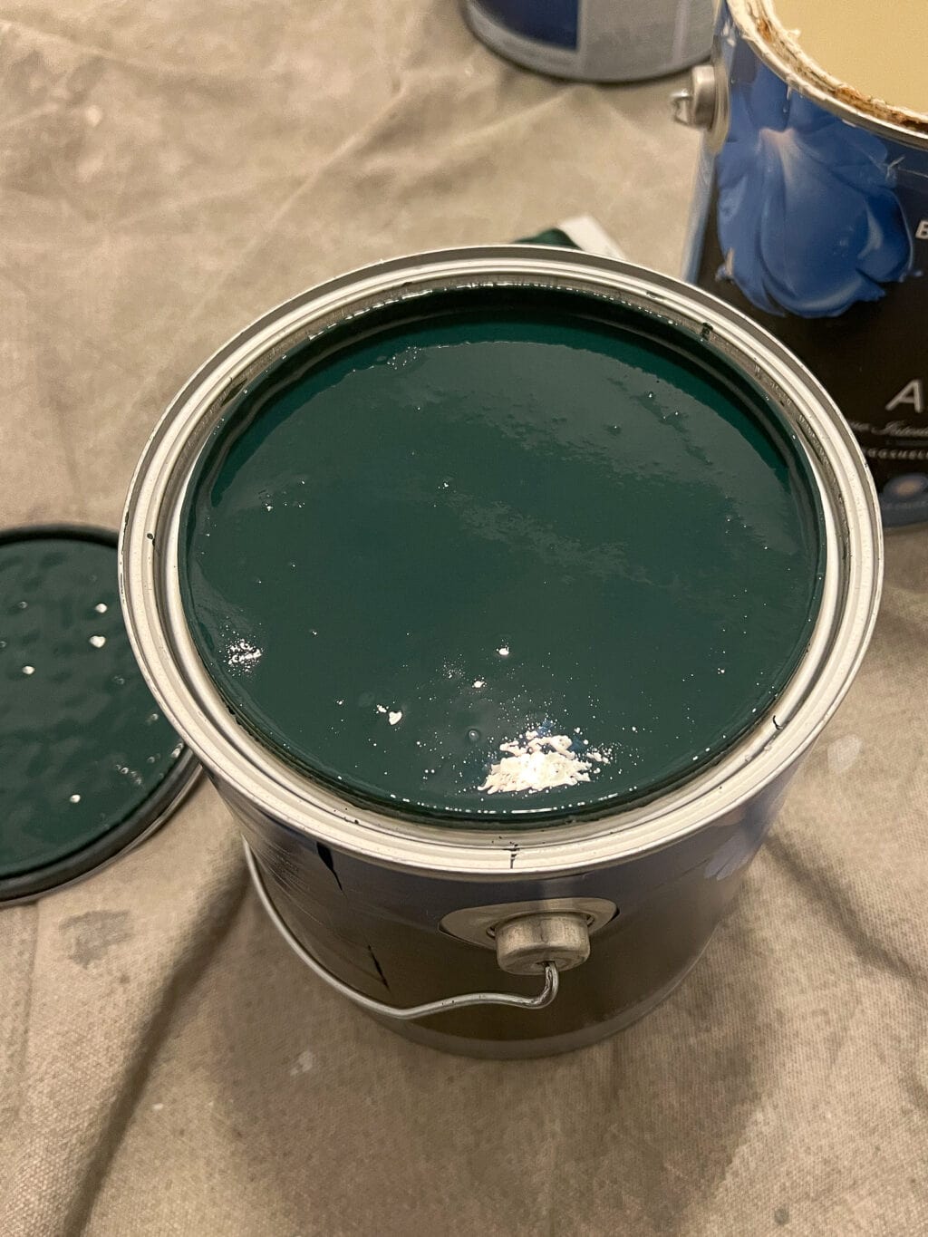 Tips to Paint Beadboard In A Bathroom | The DIY Playbook