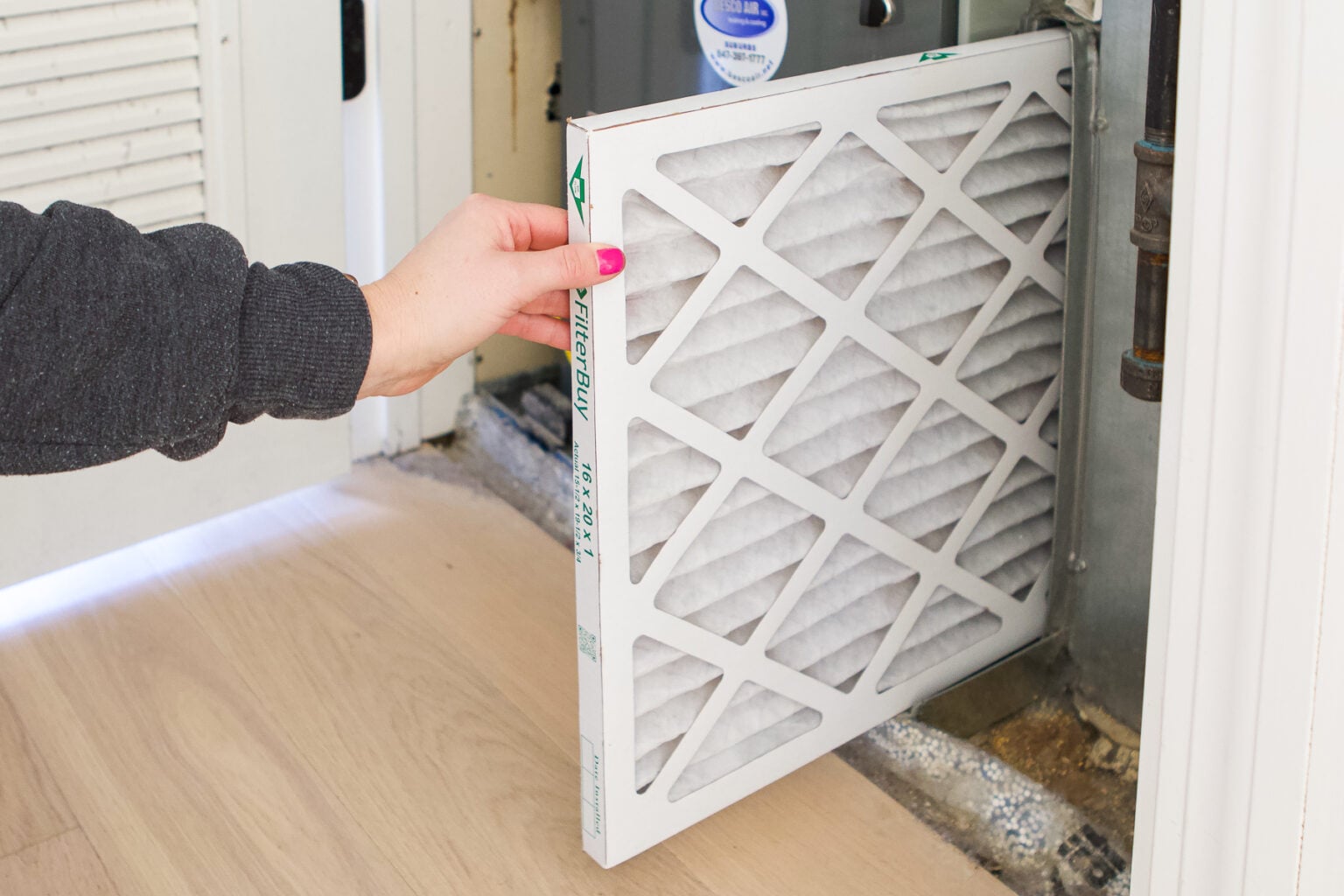 How To Change An Air Filter In 5 Easy Steps