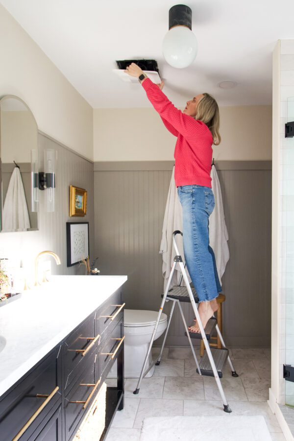 How To Clean Trash Cans – Indoor & Outdoor Guide