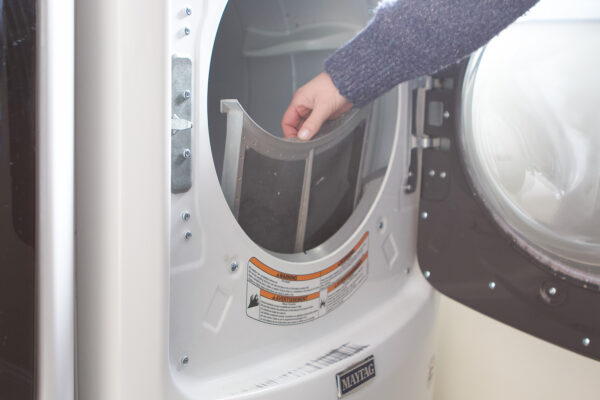 How To Clean Lint From Your Dryer Vent (Simple Tips)