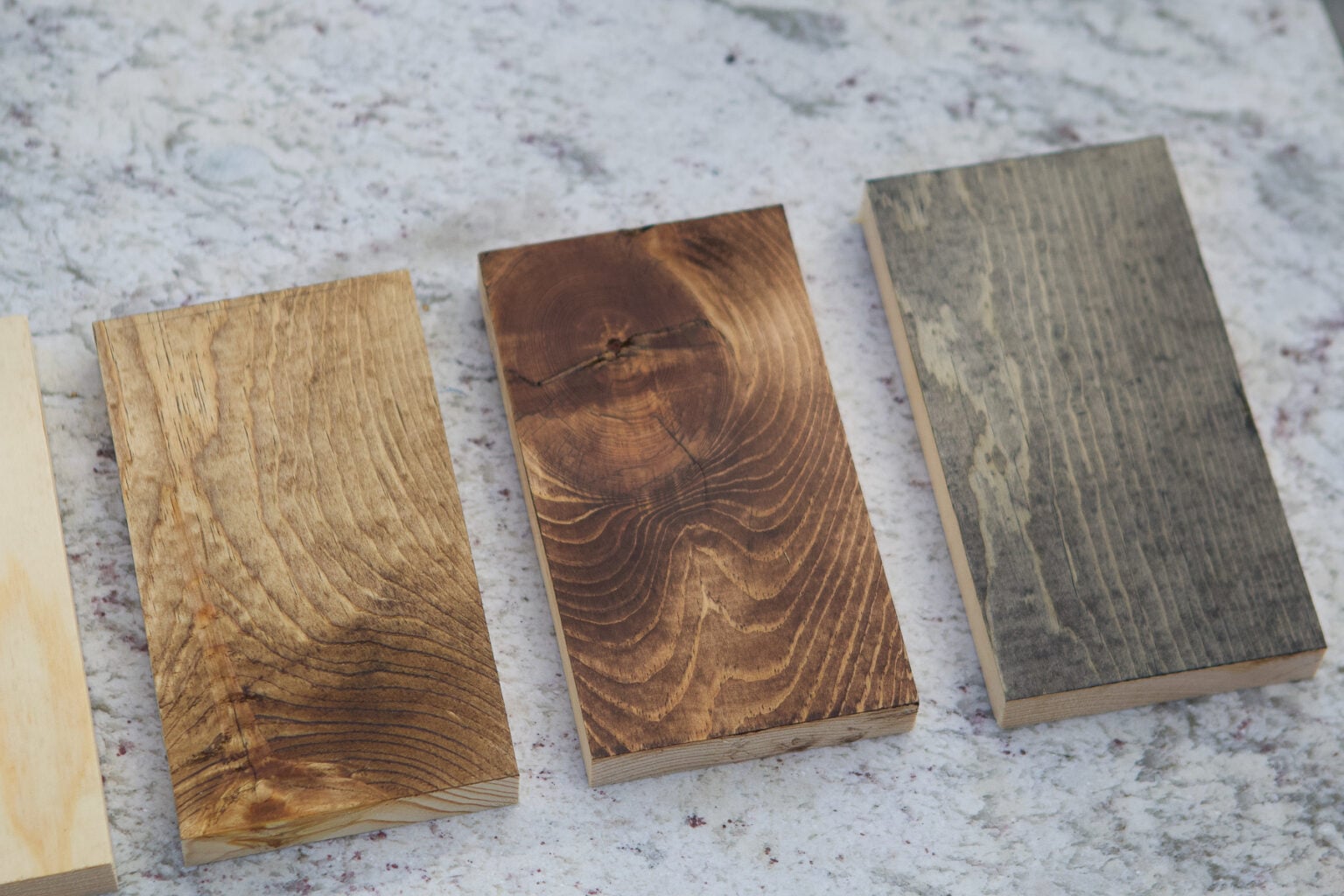 Wood Stain Comparison Chart: Best Options on 4 Woods