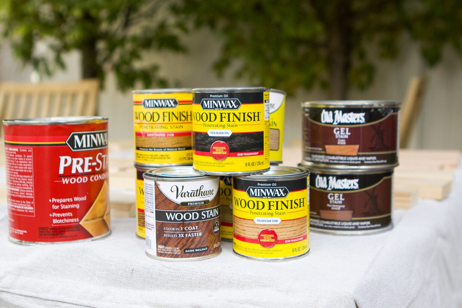 Wood Stain Comparison Chart: Best Options on 4 Woods