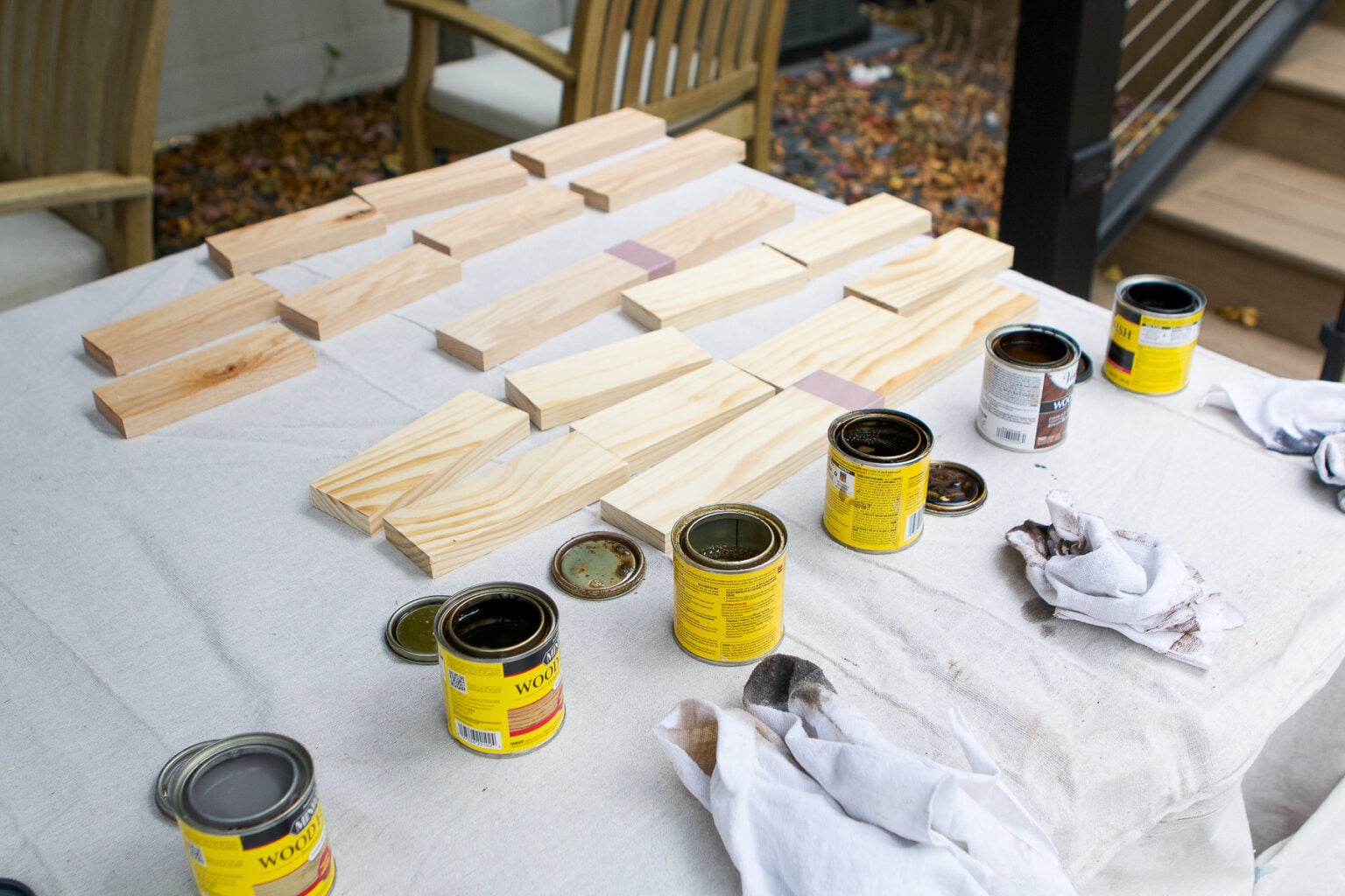 Wood Stain Comparison Chart: Best Options on 4 Woods