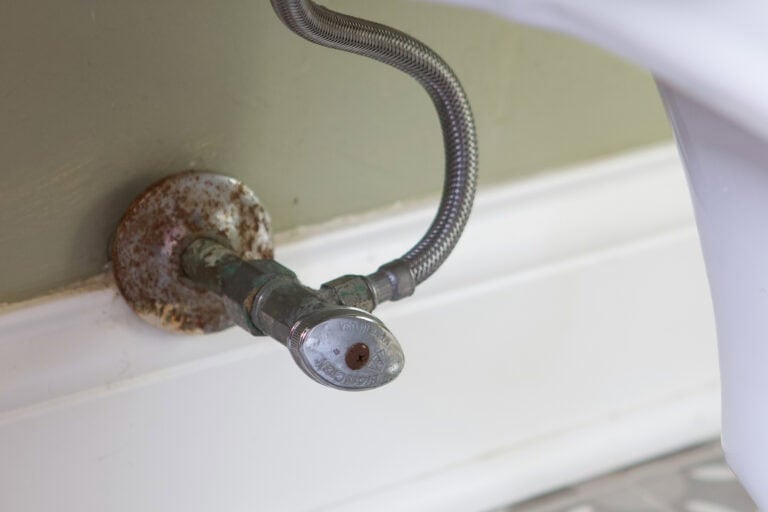 How to Fix Common Toilet Problems (Easy DIY Guide)